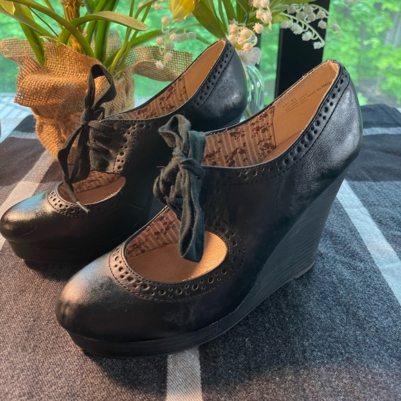 Restricted | Shoes | Restricted Black Platform Leather Shoeswith Cute ...